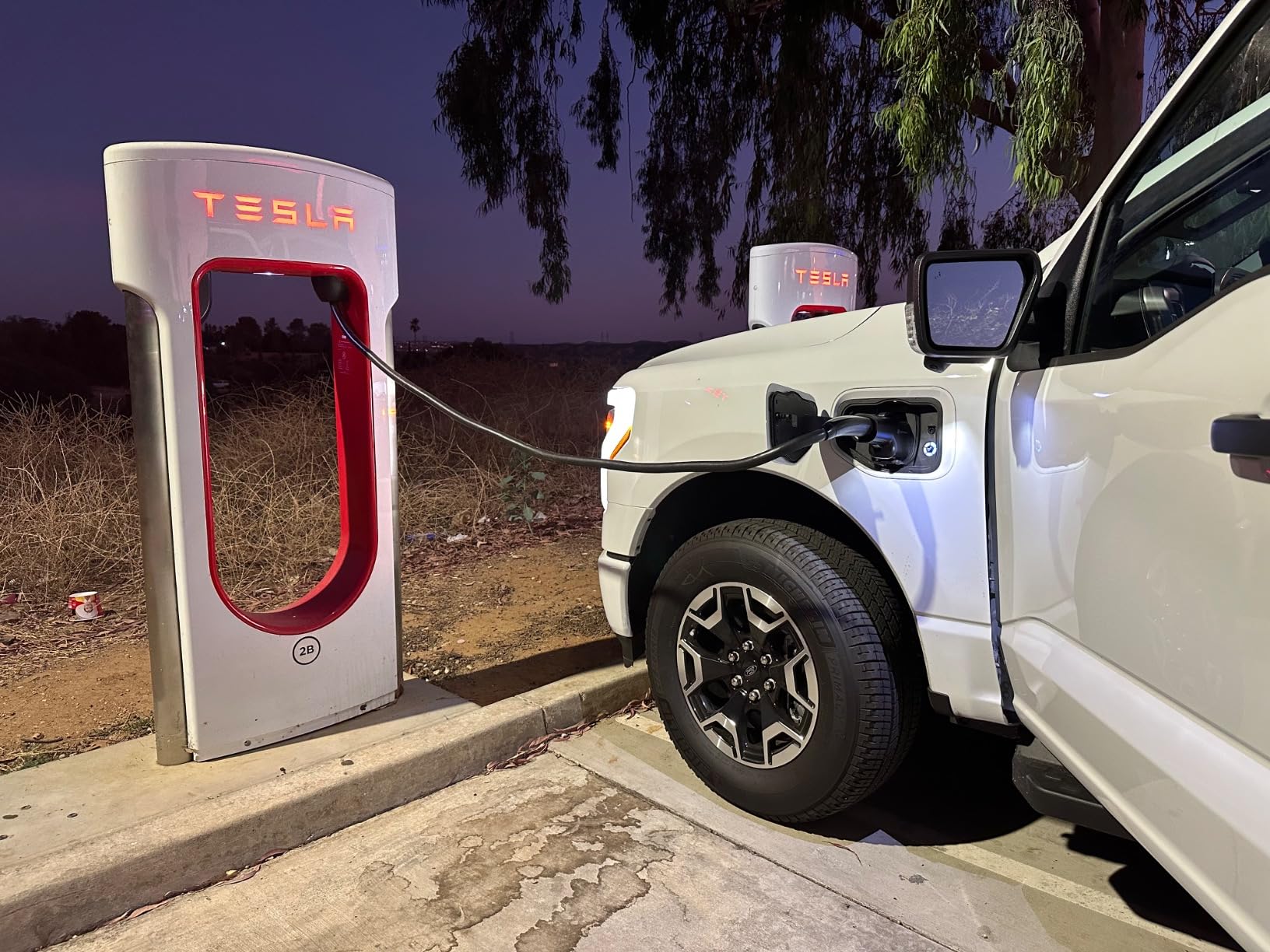 Tesla Supercharger (NACS) to CCS Adapter Vortex Plug by Lectron | Ford ...